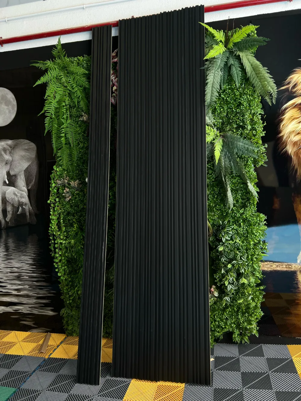 Listones de PVC con acabado Negro Mate | Venta Online